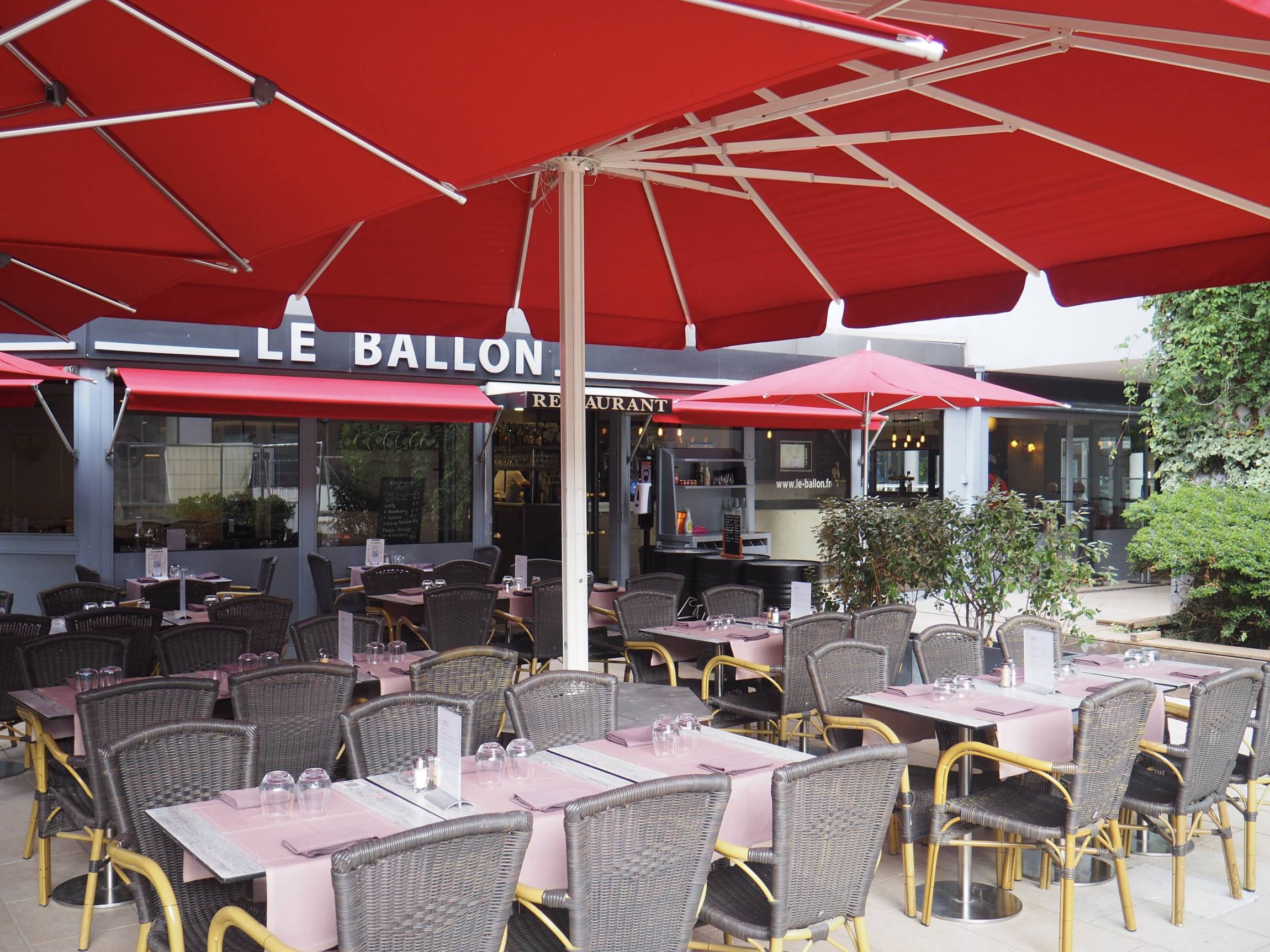 Galerie photo du restaurant à La Défense - Restaurant Le Ballon